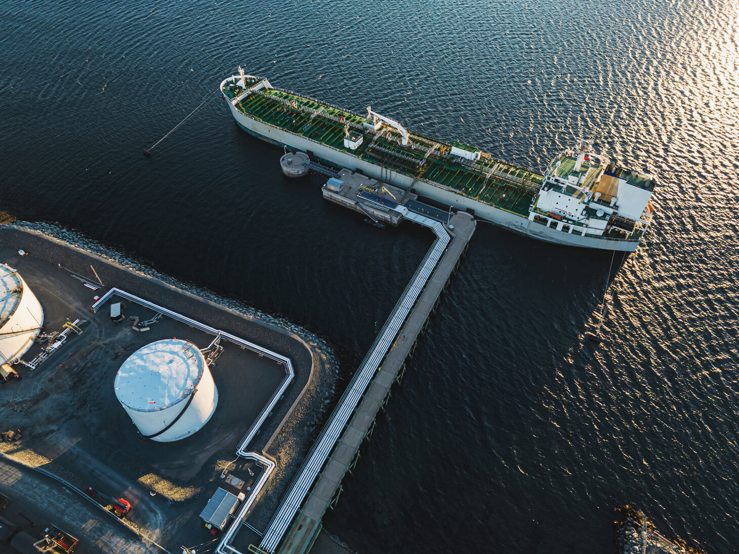 ABOUT US - SOLARIS ENERGY